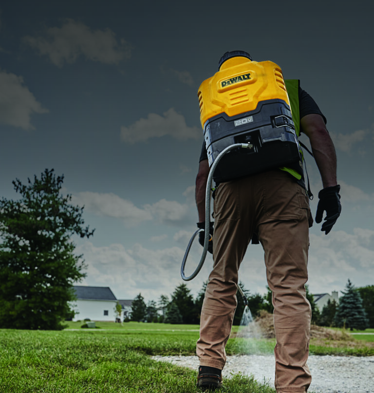 New DeWalt 4 Gallon 20V MAX Backpack Sprayer – Ohio Power Tool News
