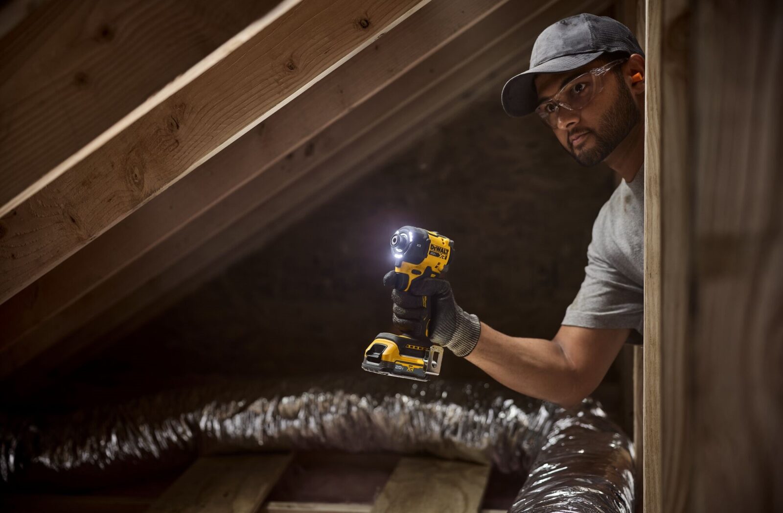 DeWalt’s New 20V MAX XR Brushless 1/4 in. Quiet Hydraulic Impact Driver ...