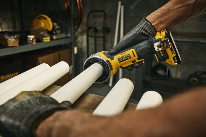 DeWalt’s First Cordless Deburring Tool in 20V MAX Line | DCE710B – Ohio ...