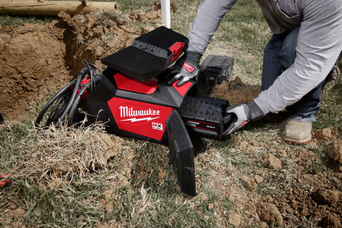 Milwaukee MXF545-XC: The First Cordless Electrofusion Processor that Delivers Power, Portability ...