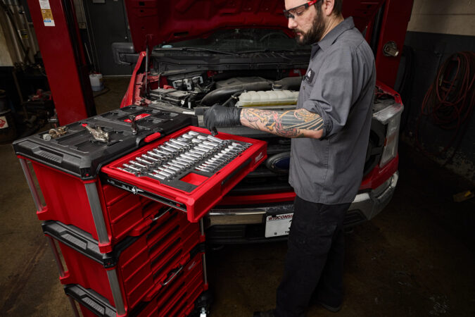 Milwaukee Master Mechanics Hand Tool Sets in PACKOUT: Organized, Mobile ...
