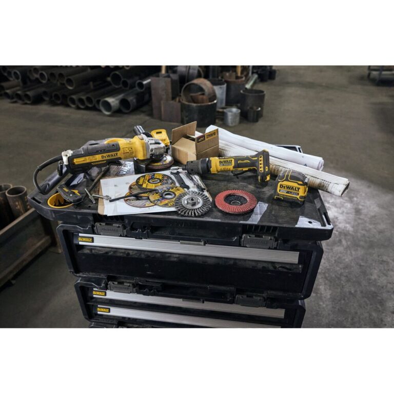 DeWalt ATOMIC 20V MAX Grinders | New Cordless Angle & Die Grinder ...