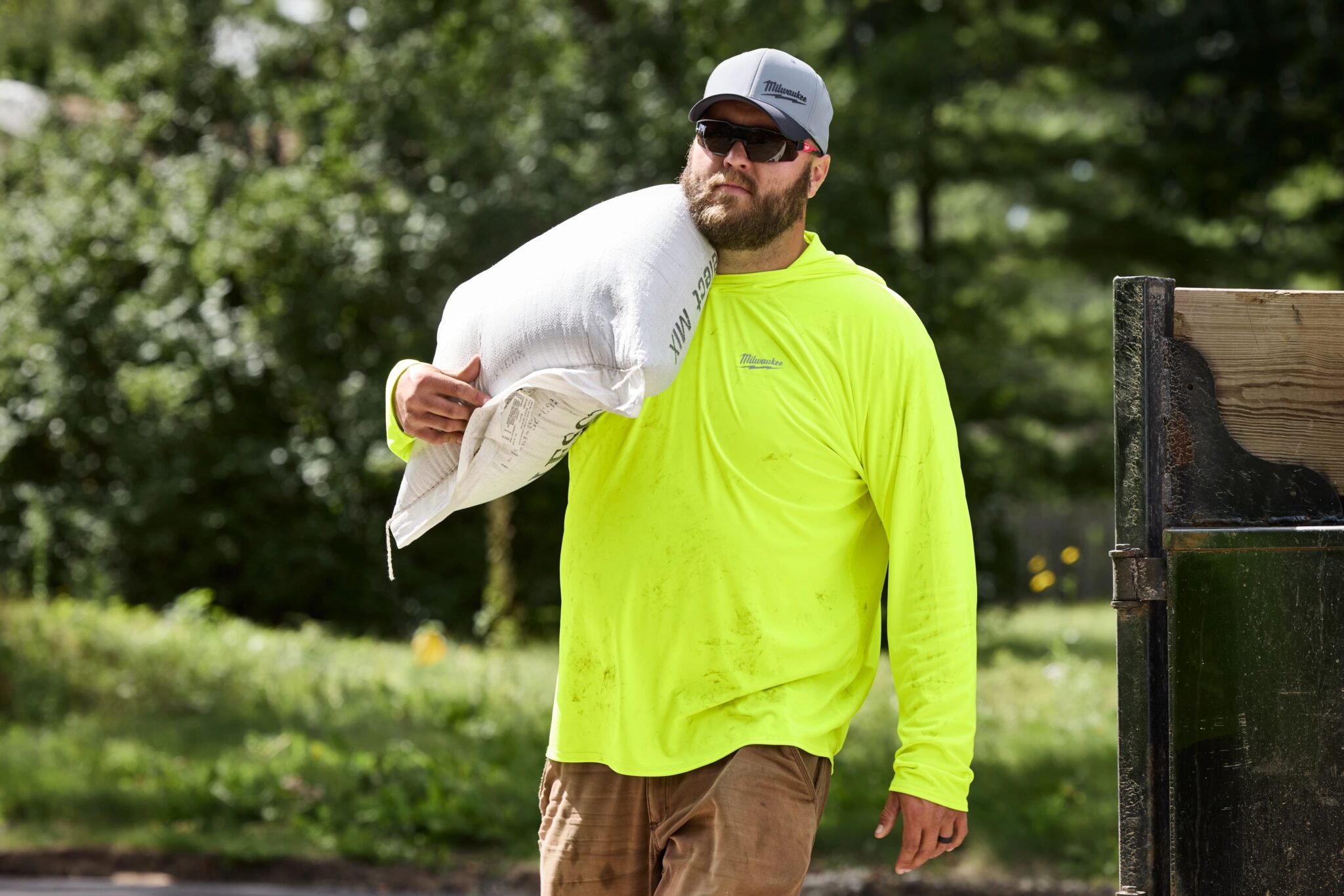 Milwaukee Spring 2026 Workwear: New WORKSKIN & FREEFLEX Apparel Built ...